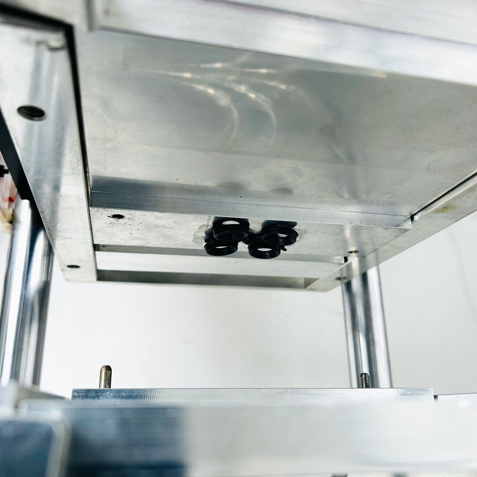 20 Ton, 4 Oz Shot Morgan Press G-100T Injection Molding Machine Great ...