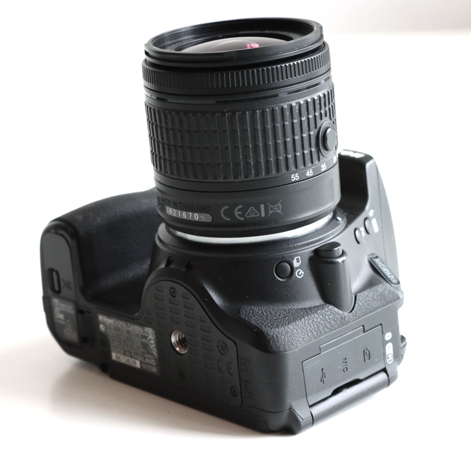 Nikon D5600 24MP Digital SLR Camera, EXC, UK Seller, Warranty ...