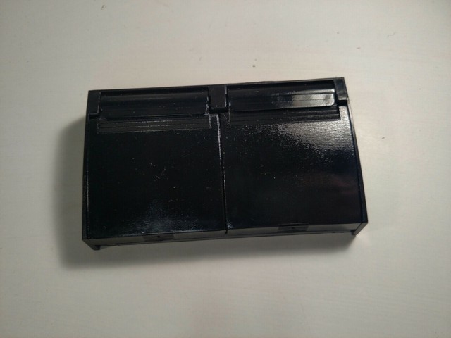 Pass & Seymour Legrand 3780-scbk Self Closing Flip Lid Outlet Duplex ...