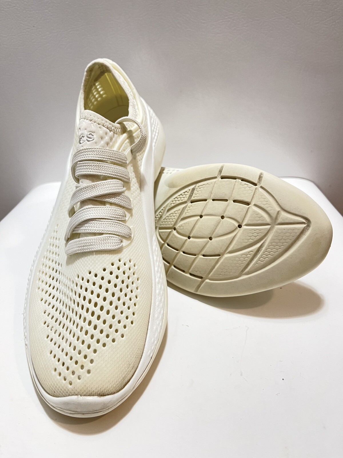 Crocs LiteRide Pacer 360 White Lace Up Athletic Women… - Gem