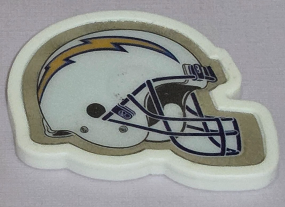 2014 Topps NFL Magnetz Football Helmet Magnets Including Gold & Silver ...