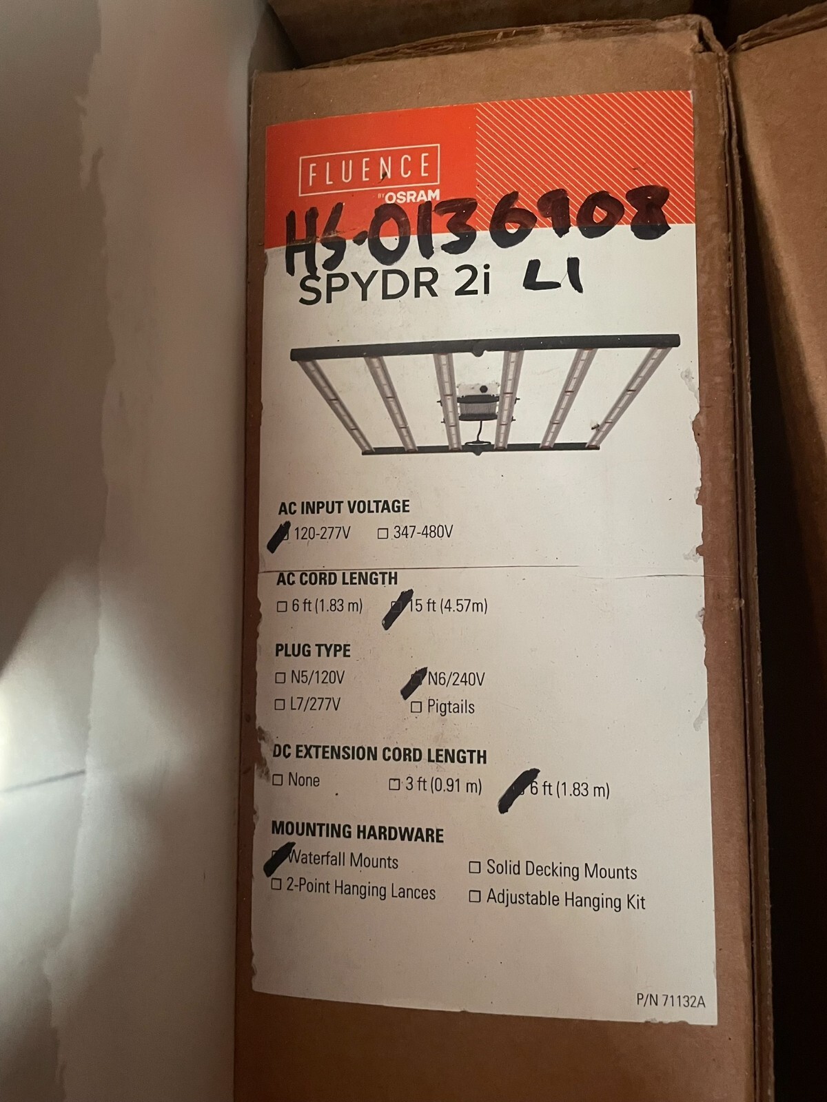 Fluence SPYDR 2i 47" LED Panel Grow Light 600W Used | eBay