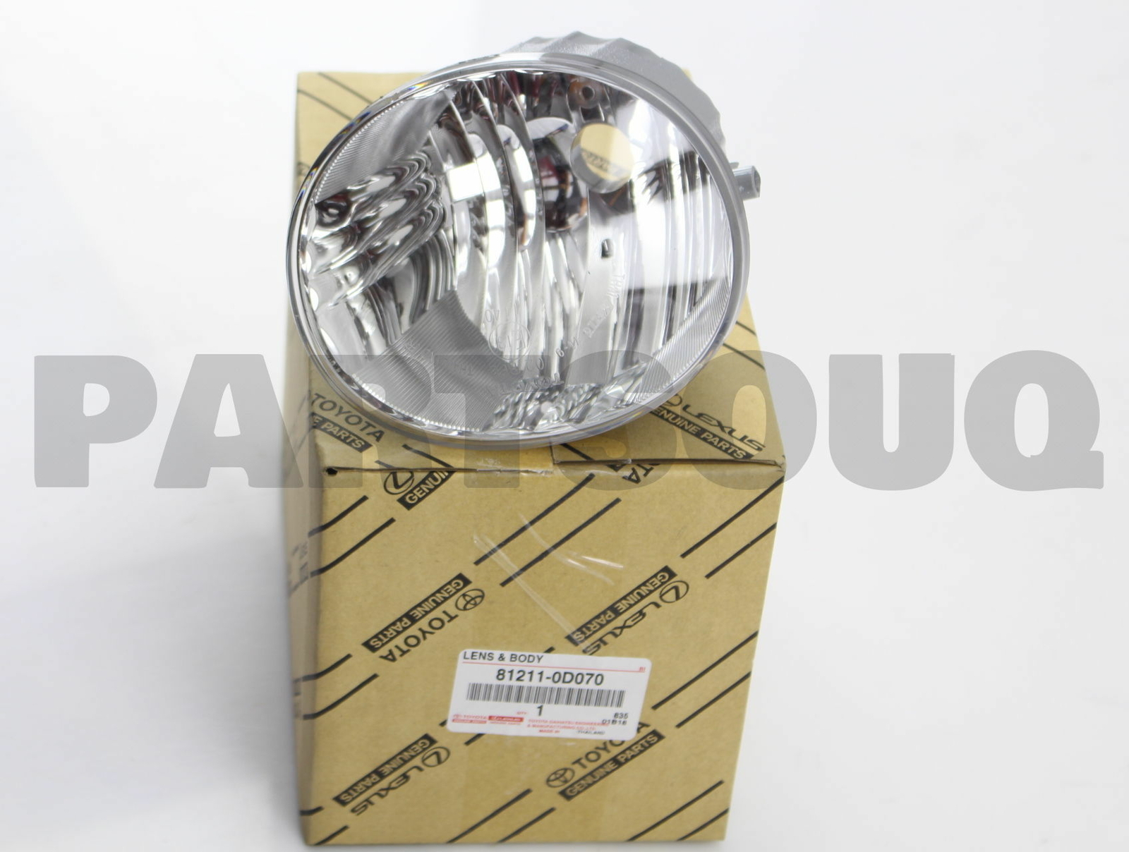 812110D070 Genuine Toyota LAMP UNIT, FOG LAMP, RH 81211-0D070 | eBay
