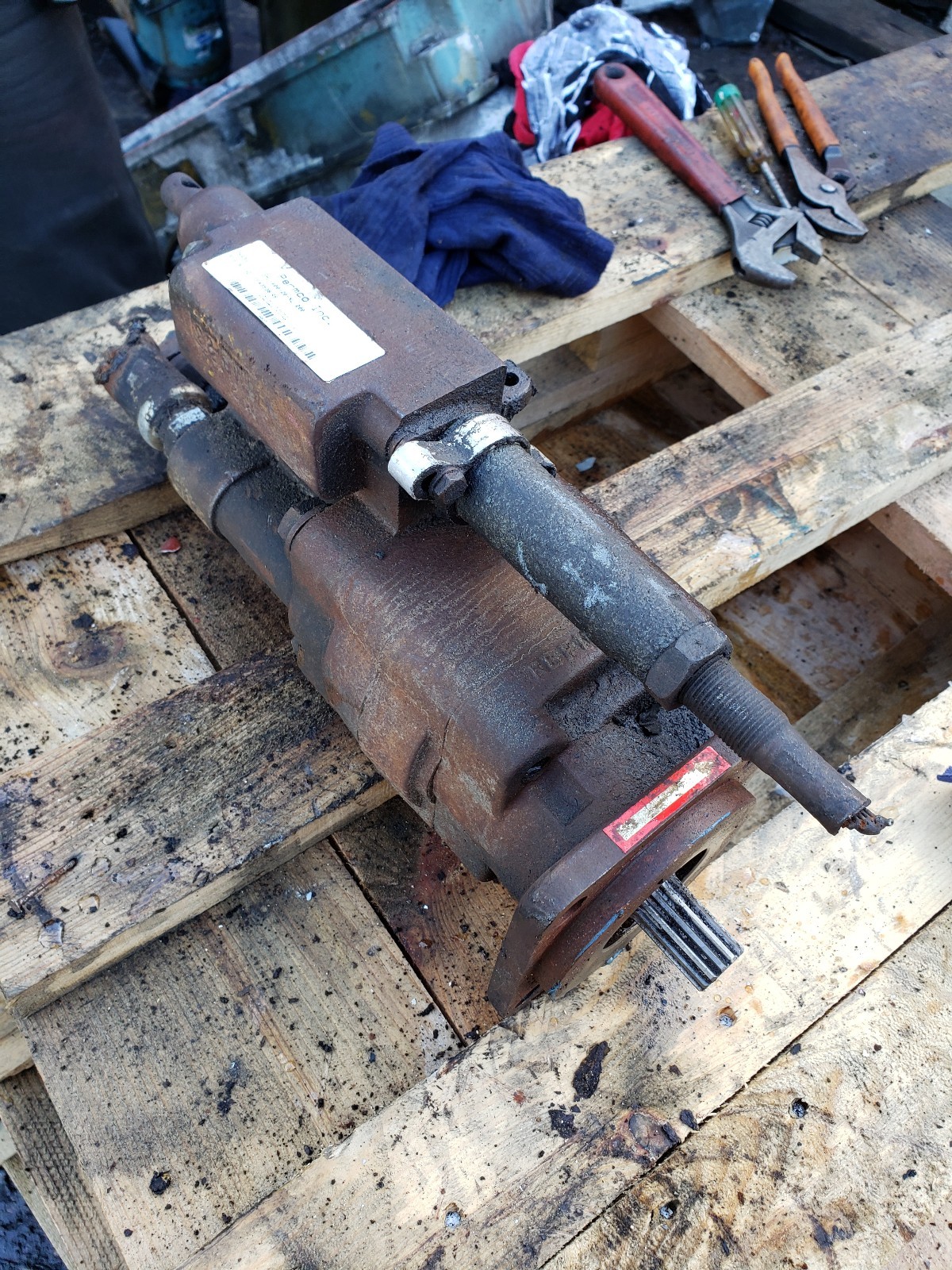 PERMCO PTO HYDRAULIC PUMP DMD 400 20 XL 200 | eBay