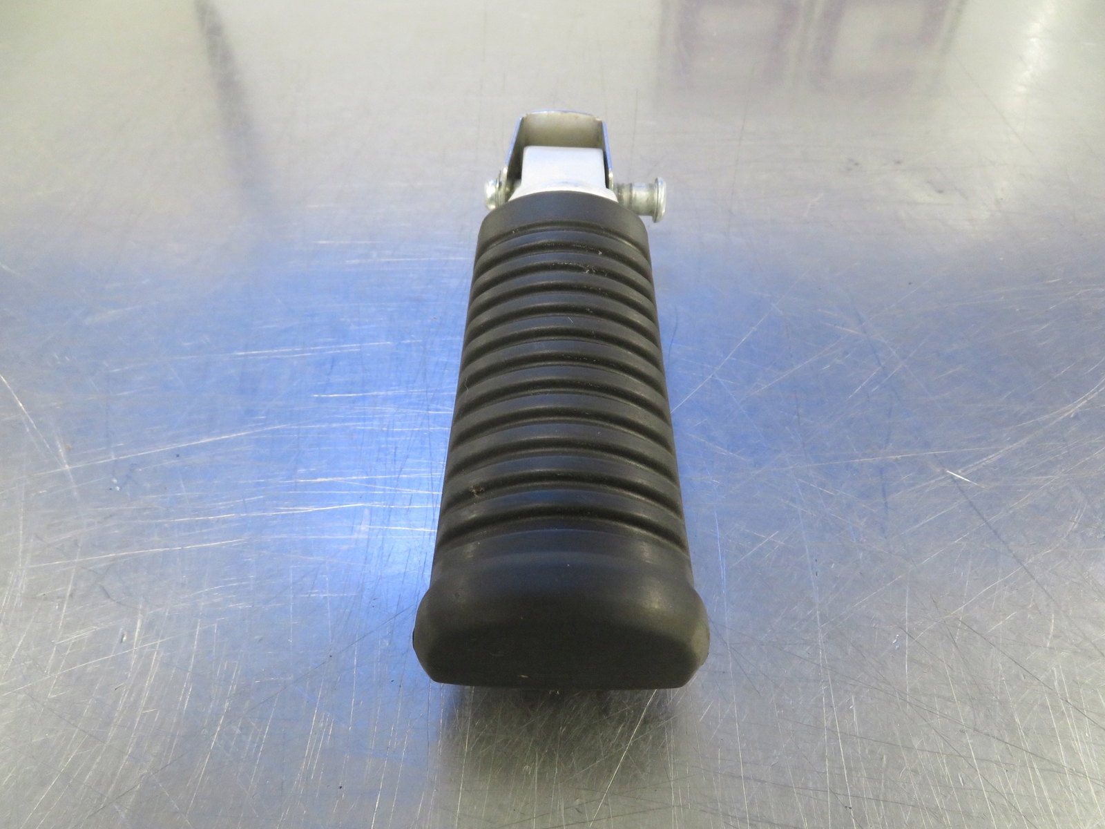 EB1185 2022 HARLEY DAVIDSON FXBBS STREET BOB RH RIGHT PASSENGER FOOT ...