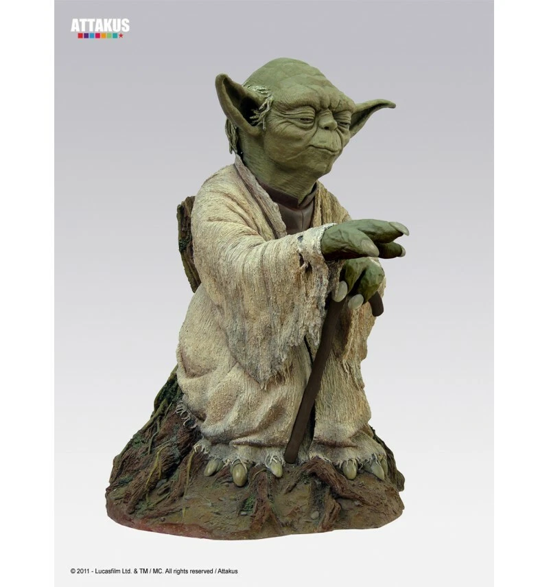Yoda Statue