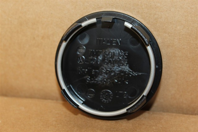 Genuine VW Alloy Wheel Centre Caps 7d0601165 BXF Set of 4 63mm for sale ...