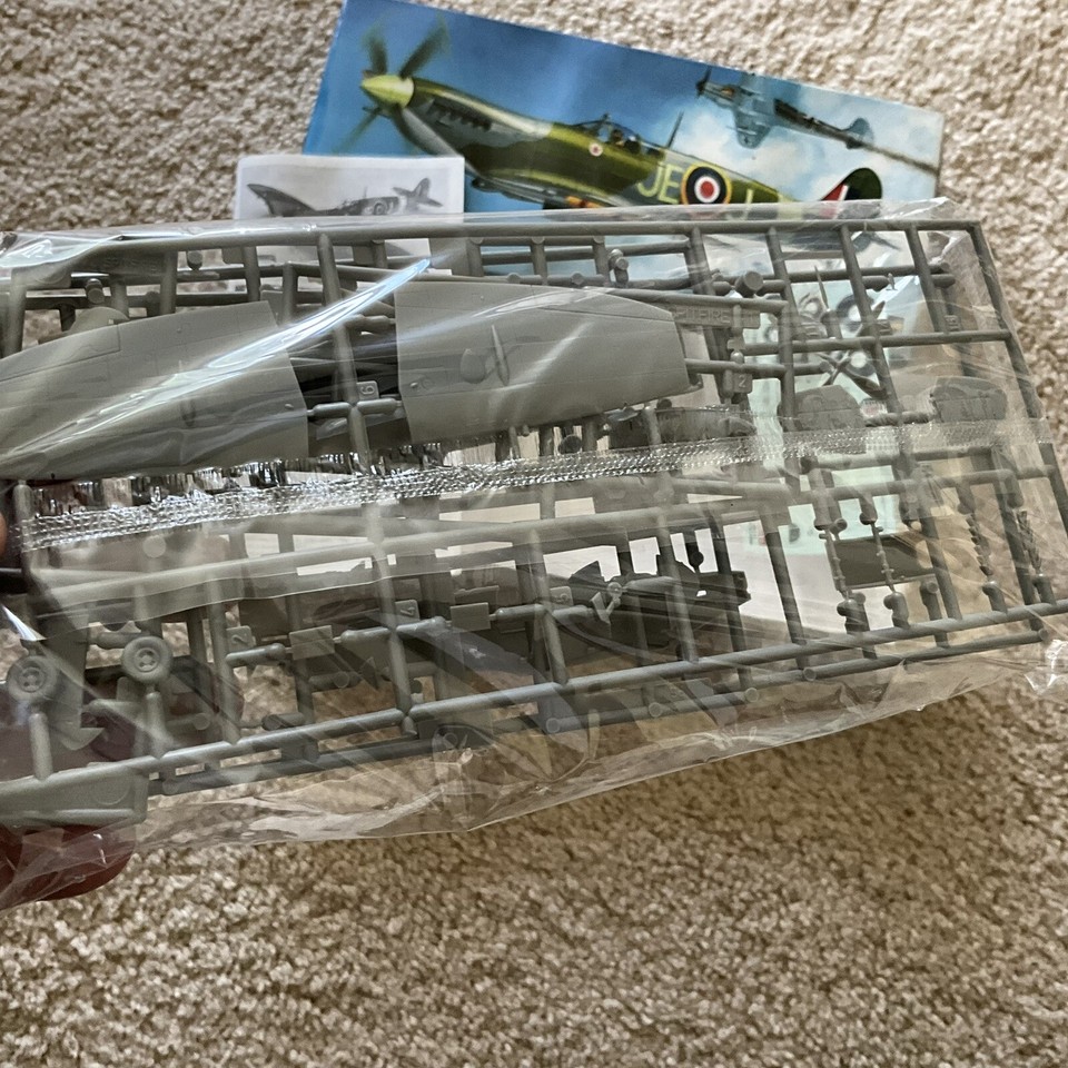 Hasegawa Hobby Kits Spitfire Mk.IX 1/72 Scale MK Sealed Parts Bag | eBay