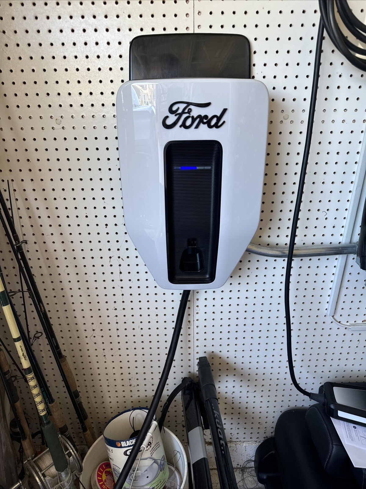 NL38-10C823-AC. OEM FORD Charge Station Pro 80 Amp Charger. . Unopened ...