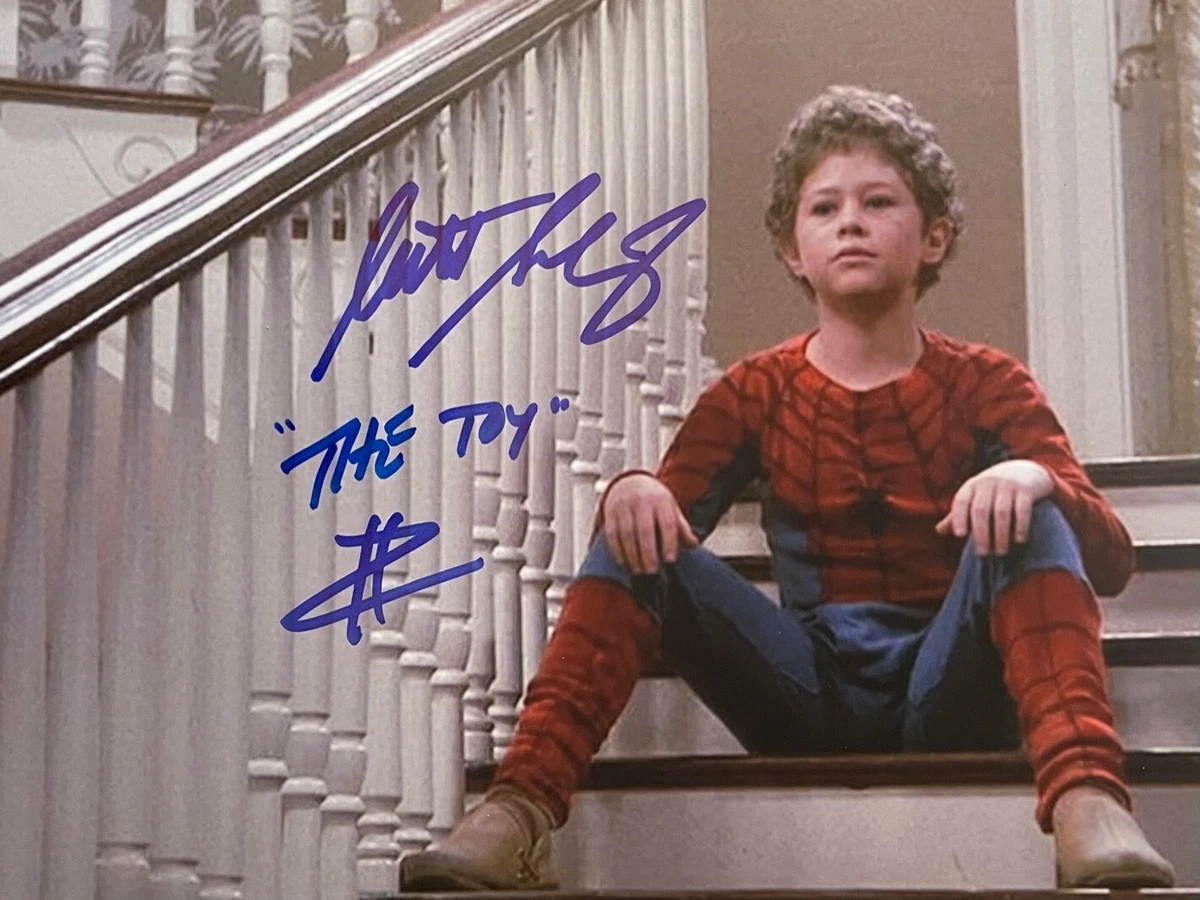 Scott Schwartz The Toy