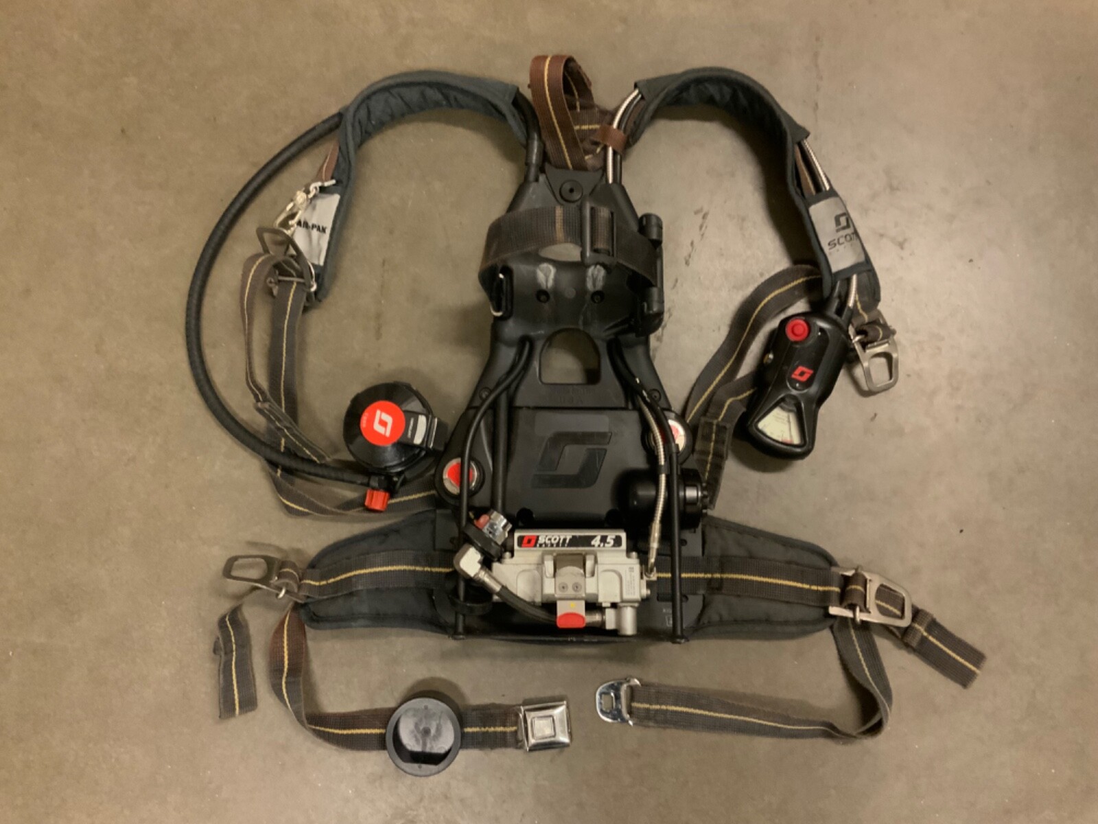 Scott 4.5 X3 CGA347 Connection CBRN SCBA Air Pak HUD Integrated PASS ...