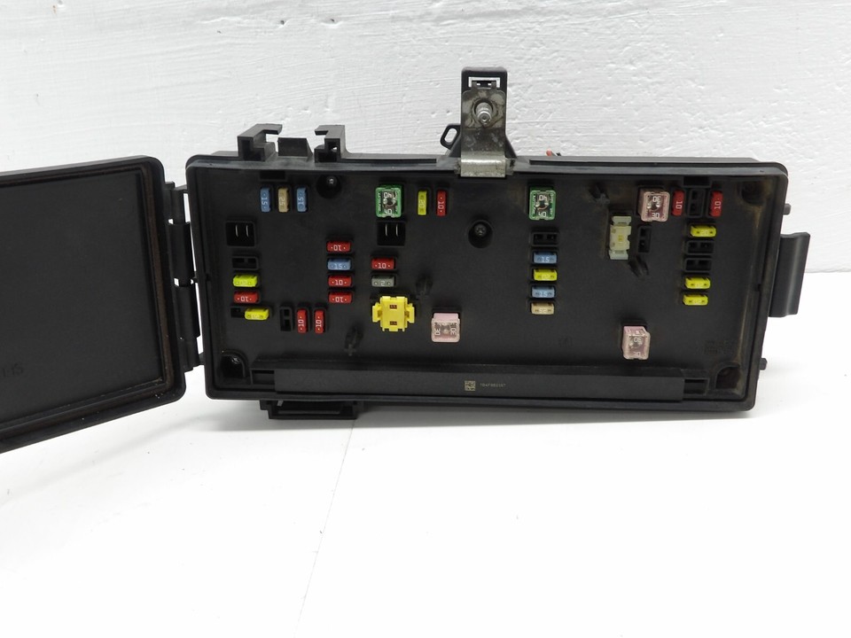 2006-2009 DODGE RAM 1500 2500 FUSEBOX w TIPM TOTALLY INTEGRATED POWER ...