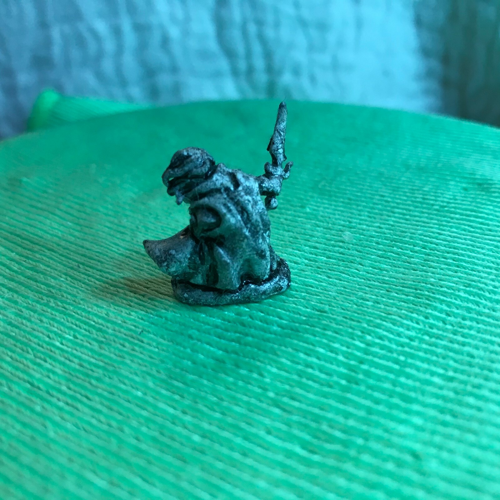 D&D Miniature mini fig hobbit halfling gnome fighter cloak assassin ...