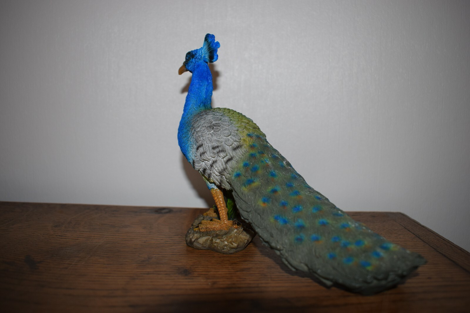 Deko Pfau Polyresin Vogel Gartenfigur Zoo Karibik Wildvogel Bunt Neu ...