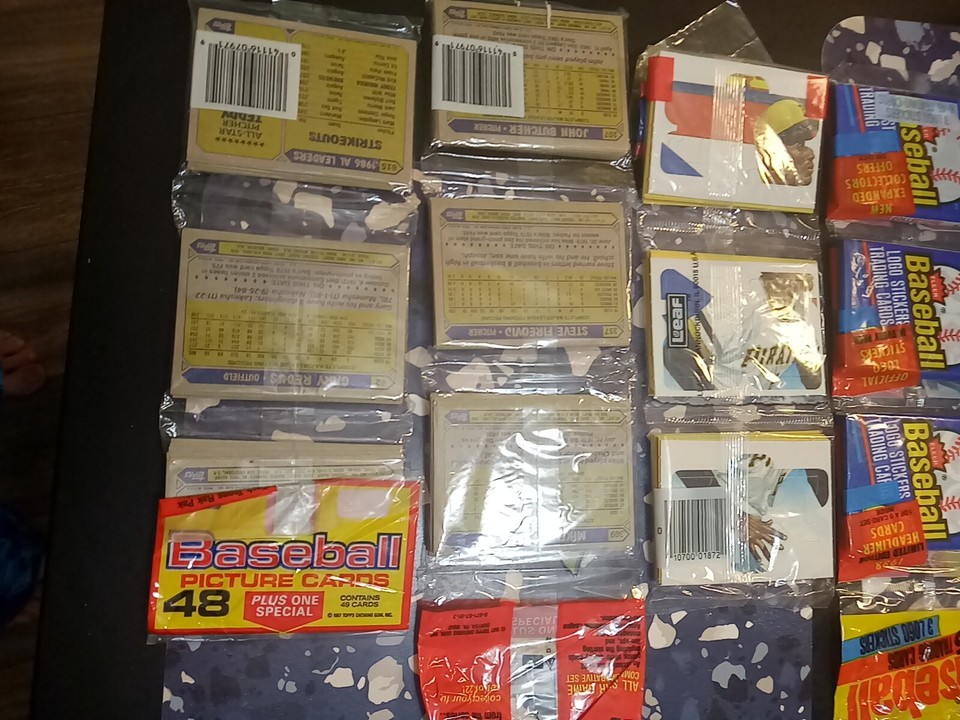 Huge Unopened Baseball Cards Pack Sale! Buy 10 Packs Get Relic Card As ...