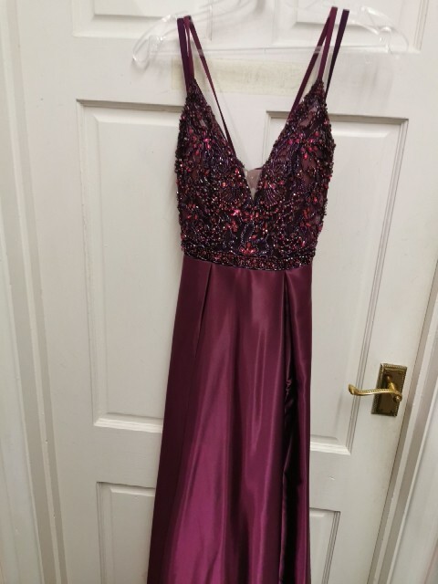 Gurbani G2288 size 6 Burgundy satin Evening Dress Prom NWT | eBay