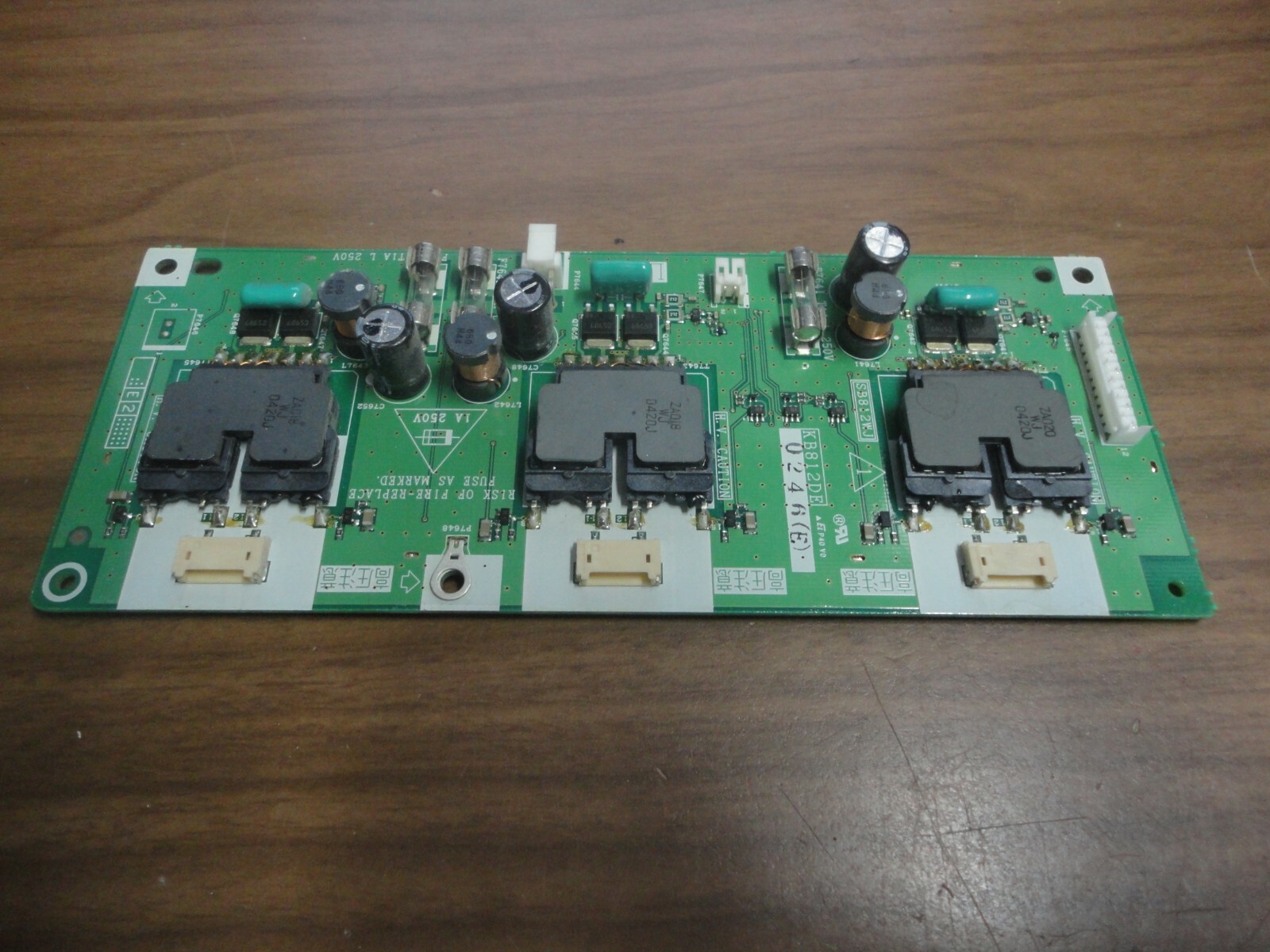 SHARP INVERTER BOARD KB812DE PULLED FROM MODEL LC-37HV4U | eBay