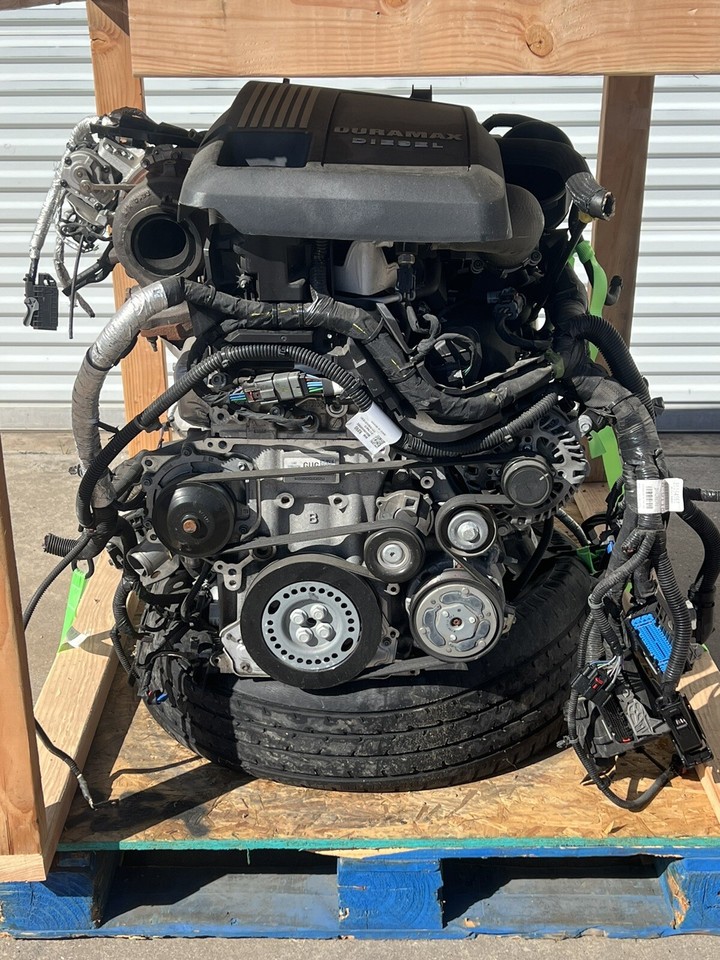 2022 LM2 3.0 Duramax Turbo Diesel Engine w 10spd 10L80 4x4 Transmission ...