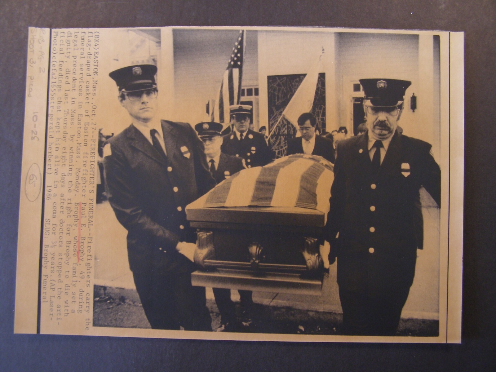 AP Wire Press Photo 1985 Easton MA Funeral for Firefighter Paul Brophy ...