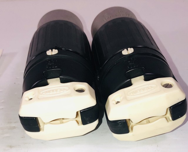 Hubbell 9965C Twist Lock Plug 20a 3 Pole 3 Wire for sale online | eBay