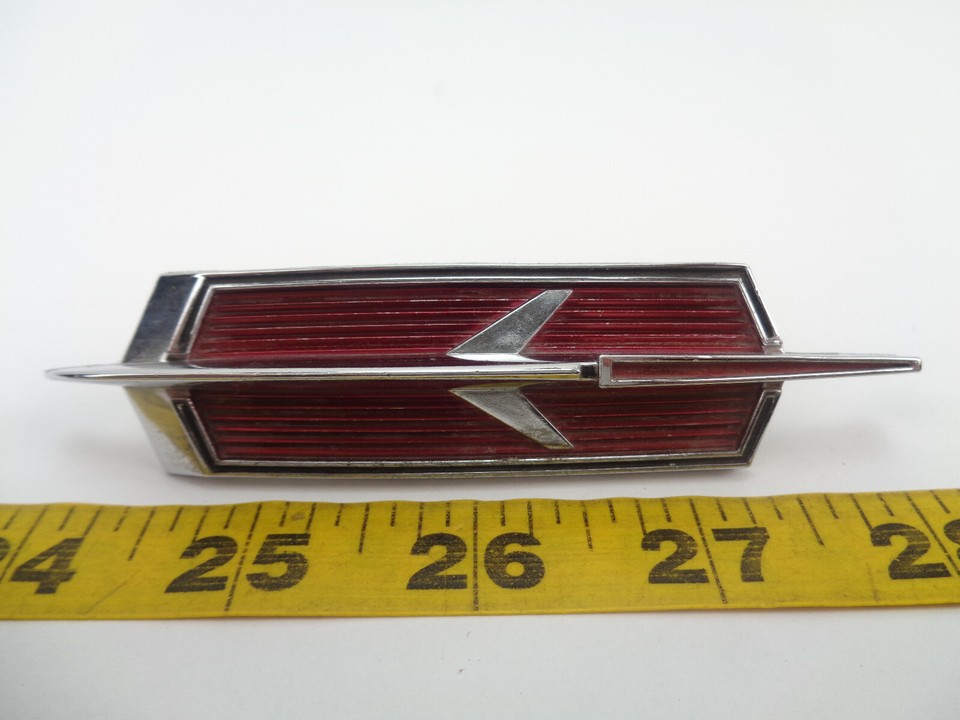 Oldsmobile 1966-1967 Cutlass Vintage Metal Rocket Emblem 400826 GM | eBay