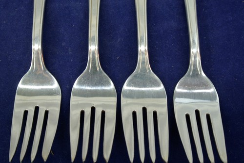 FAIRFIELD SILVERPLATE, FOUR DESSERT FORKS, UNKNOWN PATTERN | eBay