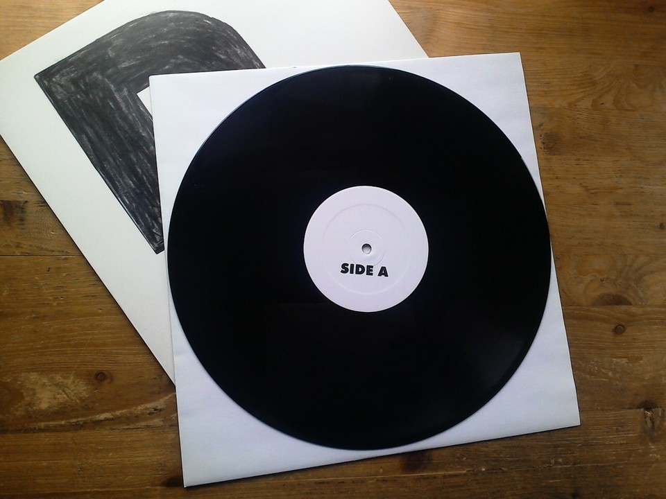 The Drums On Track With Seat 4 Track Excellent Vinyl Record UMCP 007 ...