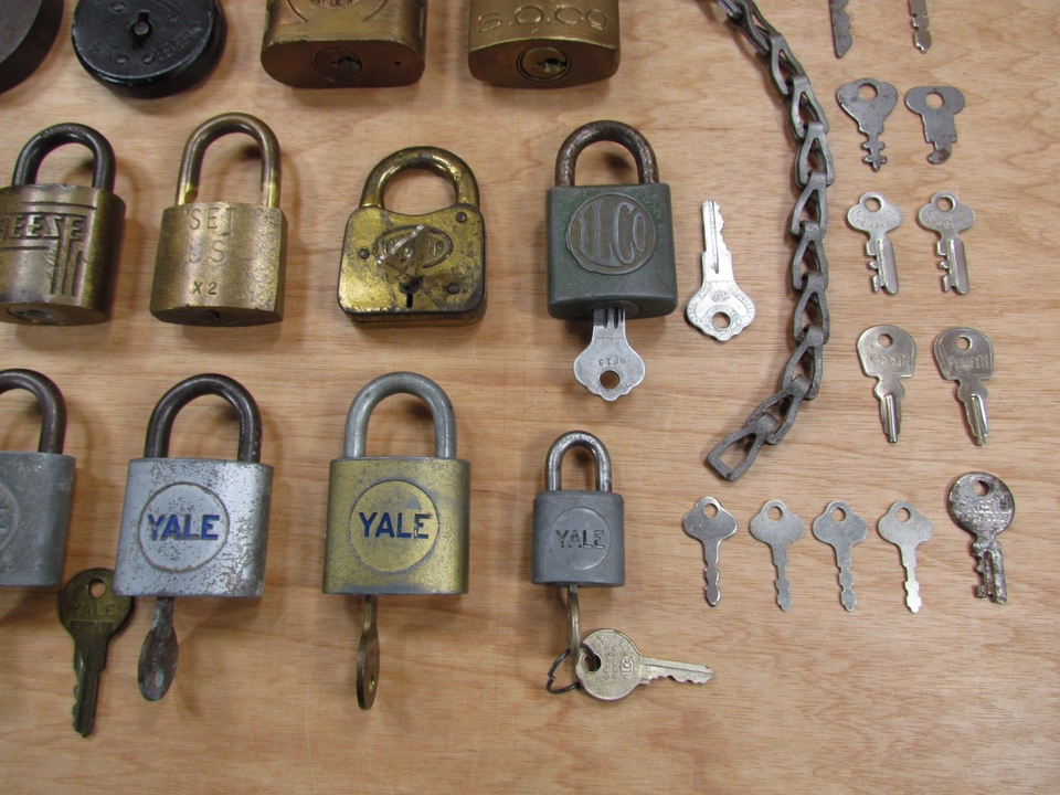 Lot Of 23 Antique Vintage Padlock Locks & 58 Keys Yale Ilco Corbin ...