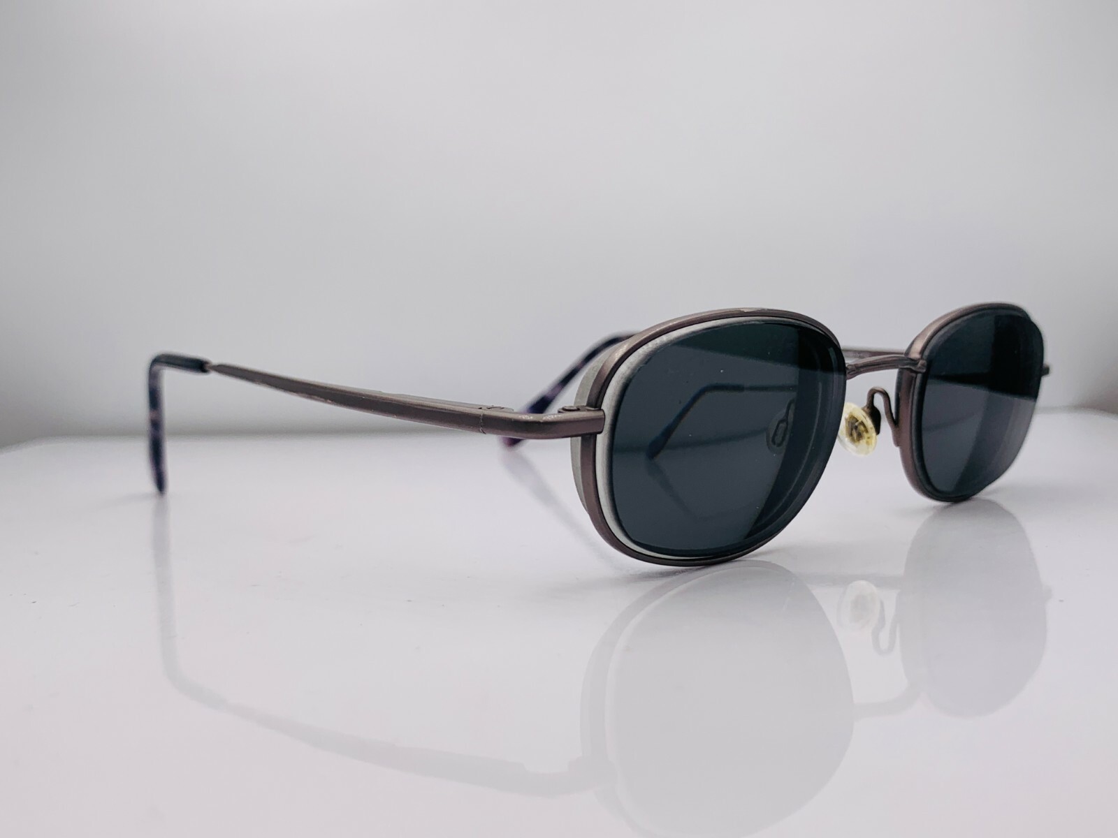 Vintage Hudson Gray Titanium Oval Sunglasses FRAMES O… - Gem