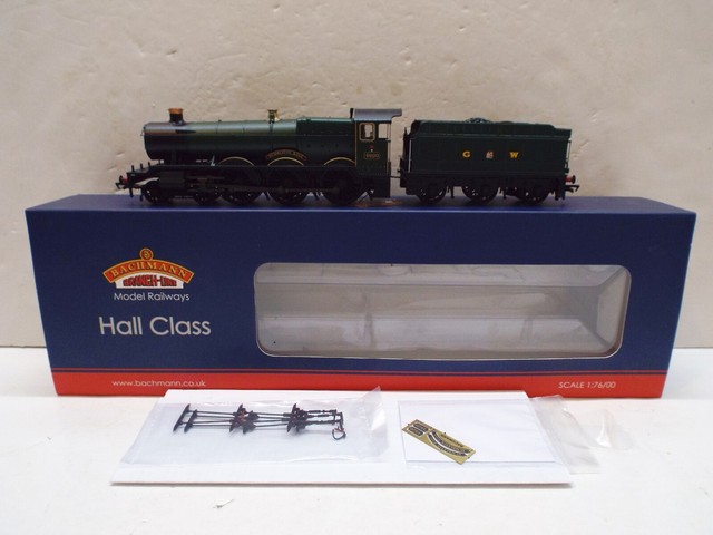 Bachmann 4920 Dumbleton Hall GWR Lined Green 32-007 for sale online | eBay