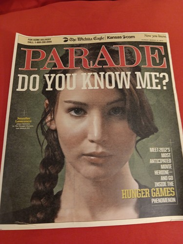 PARADE MAGAZINE March 18, 2012 JENNIFER LAWRENCE Hunger Games | eBay