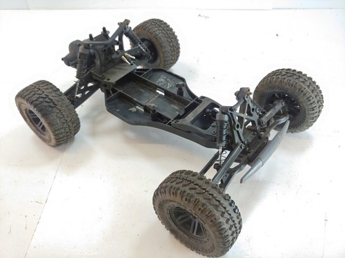 Duratrax Evader EXT 1/10 2wd Stadium Truck Roller Rolling Chassis w ...