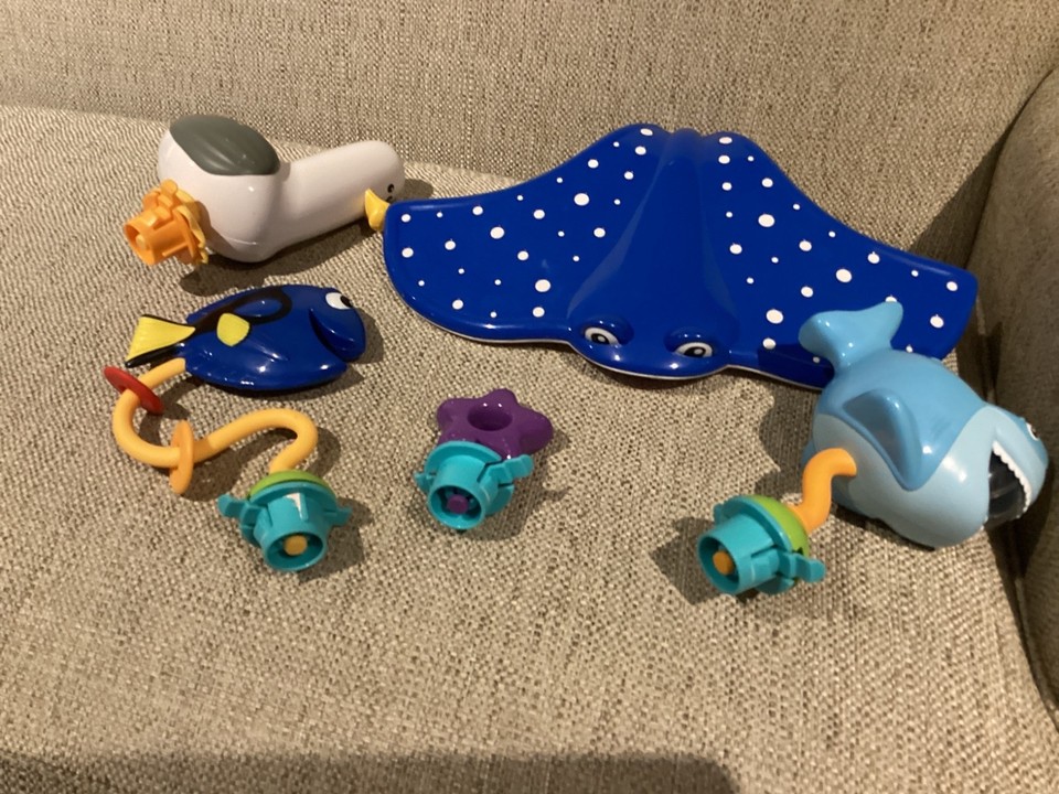 STINGRAY - Bright Starts Disney Finding Nemo Baby Jumper Toy ...