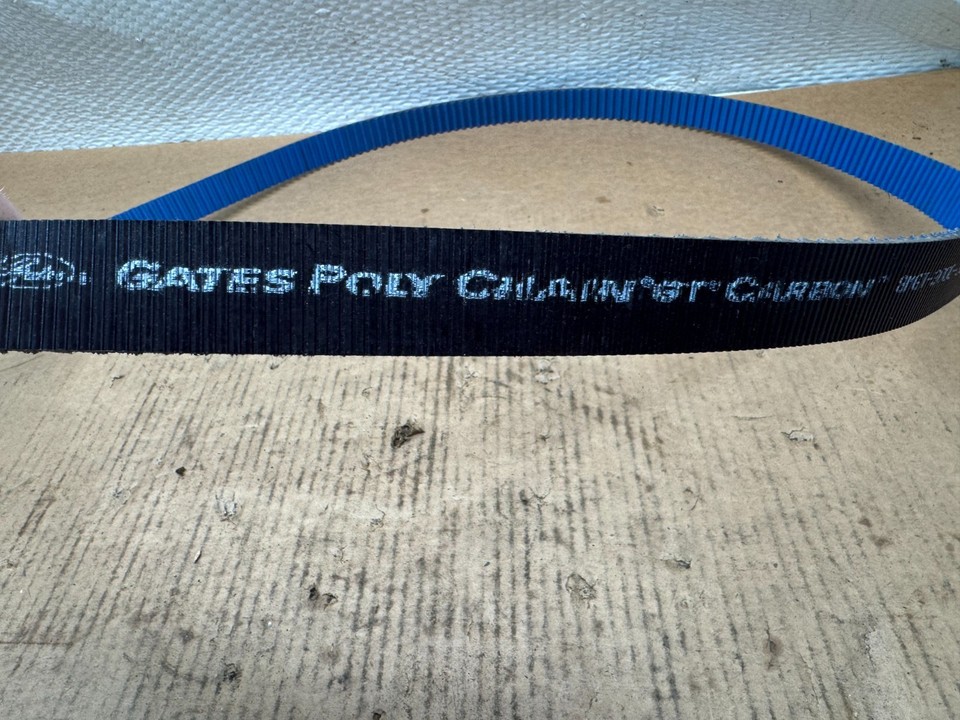 NEW GATES POLY CHAIN GT CARBON BELT 8MGT-2000-30 | eBay