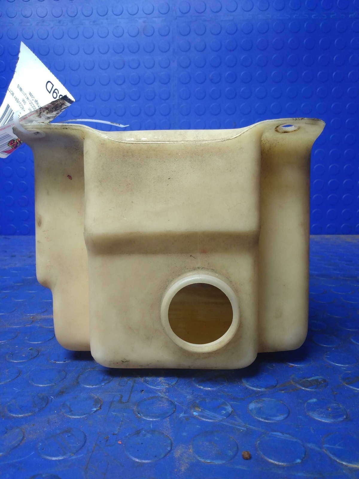 1988 - 1998 Chevy C1500 C2500 C3500 Coolant Overflow Reservoir OEM ...
