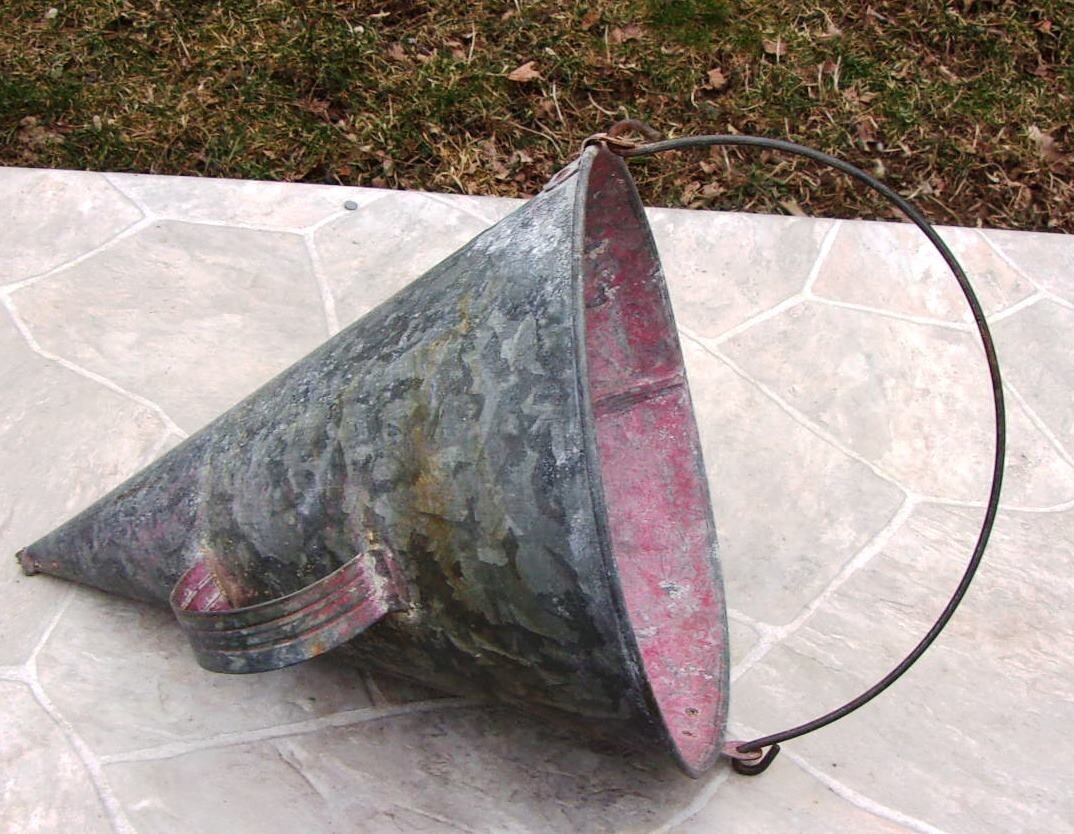 ANTIQUE B & O RAILROAD FIRE FIGHTING BUCKET WITH POINTED CONE BOTTOM B ...
