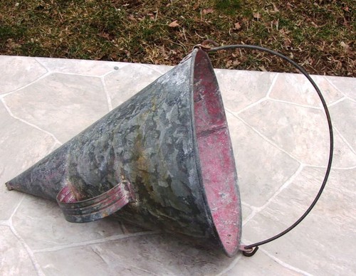 ANTIQUE B & O RAILROAD FIRE FIGHTING BUCKET WITH POINTED CONE BOTTOM B ...