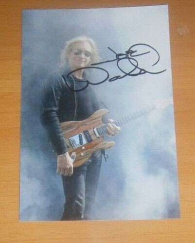 AUTOGRAPH JOE WALSH SIGNED 10x15cm foto THE EAGLES GUITARIST AUTHENTIC ...