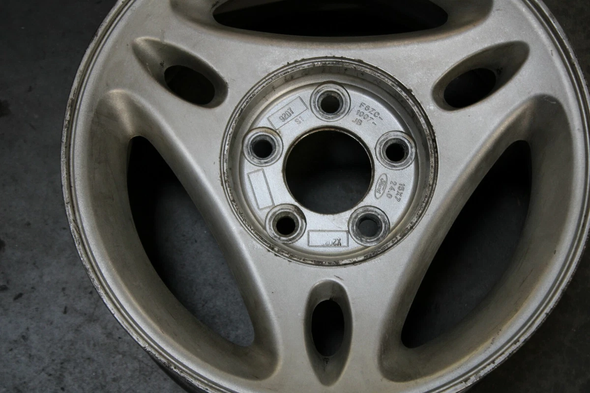1996 Ford Mustang Silver