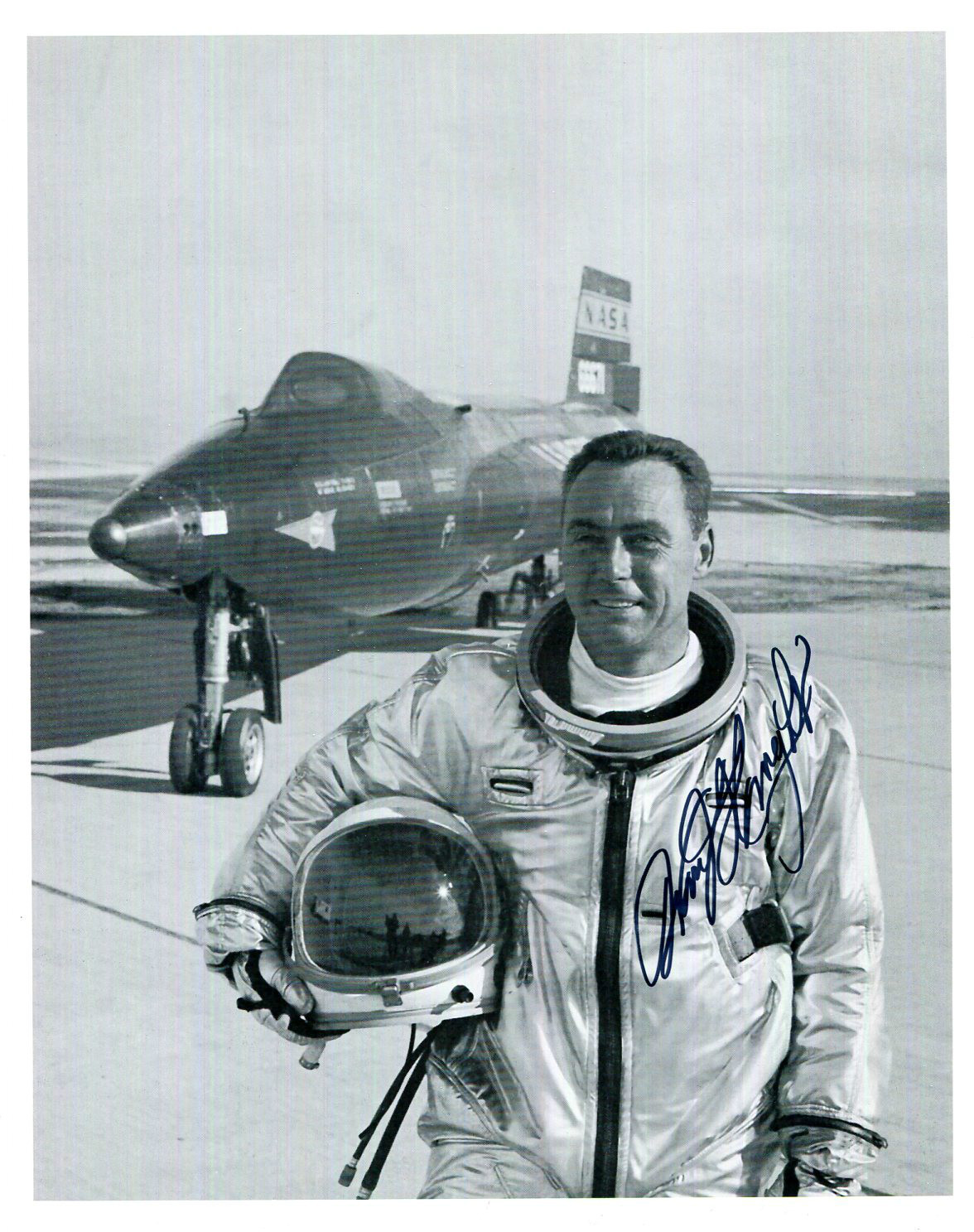 COLLECTIBLE X-15 Pilot Pete Knight facsimile printed autograph 8 X 10 ...