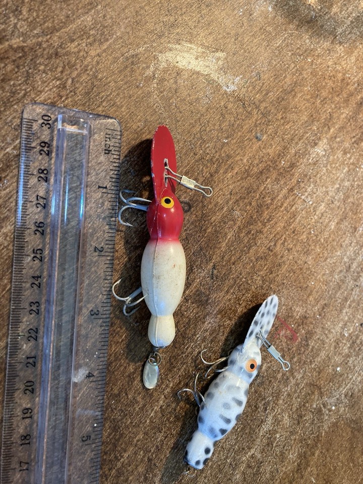 Lot Of 2 Vintage Bomber Water Dog Fishing Lures. | eBay