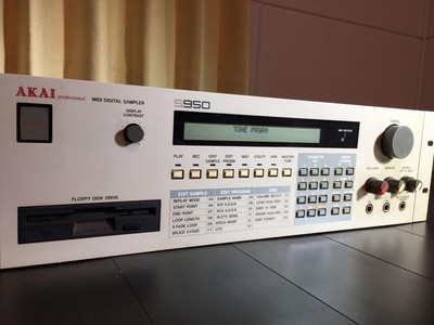 Akai S950 Vintage Sampler Used Line In Testing Included Power Cable ...