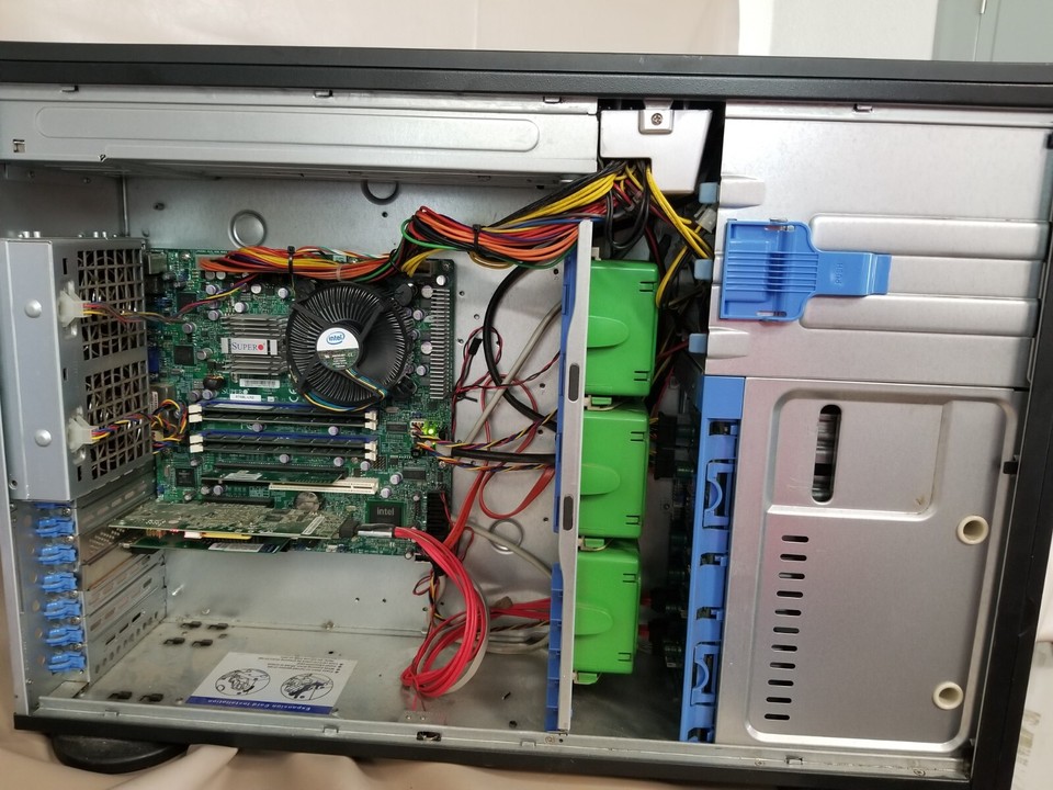 Supermicro Super Server Tower CSE-745, Xeon, CPU X3220, 2.40GHz SAS, 8 ...