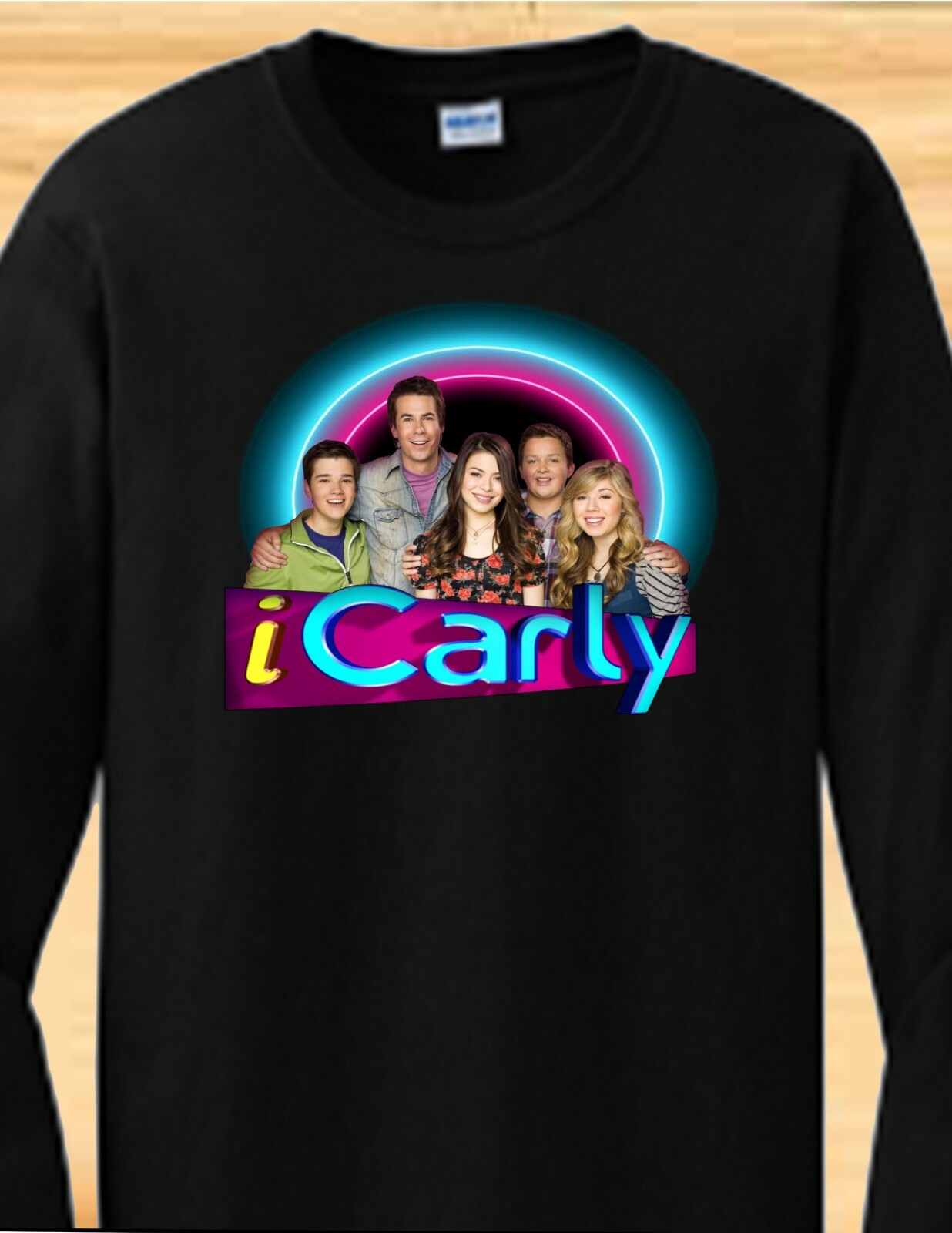 iCARLY & Friends - Custom T-SHIRT - TV Show - Great for Party & Events ...