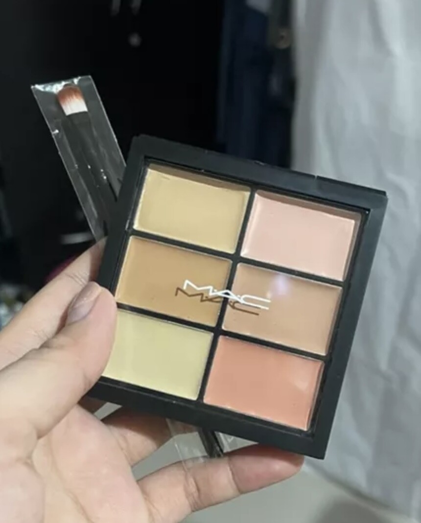 Mac Concealer Palette Light