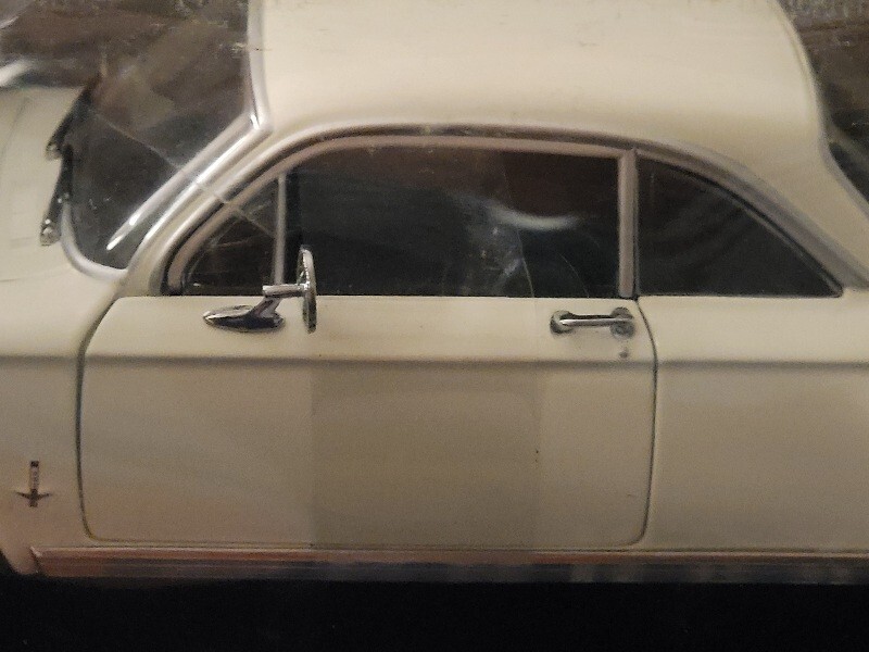 Sun Star 1/18 scale Die-Cast "63" Chevrolet Corvair "Unopened Box" (B18 ...