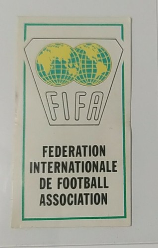 PANINI FOOTBALL 77 - #1 - Ecusson FIFA - Les Lois du Jeu - Collection ...