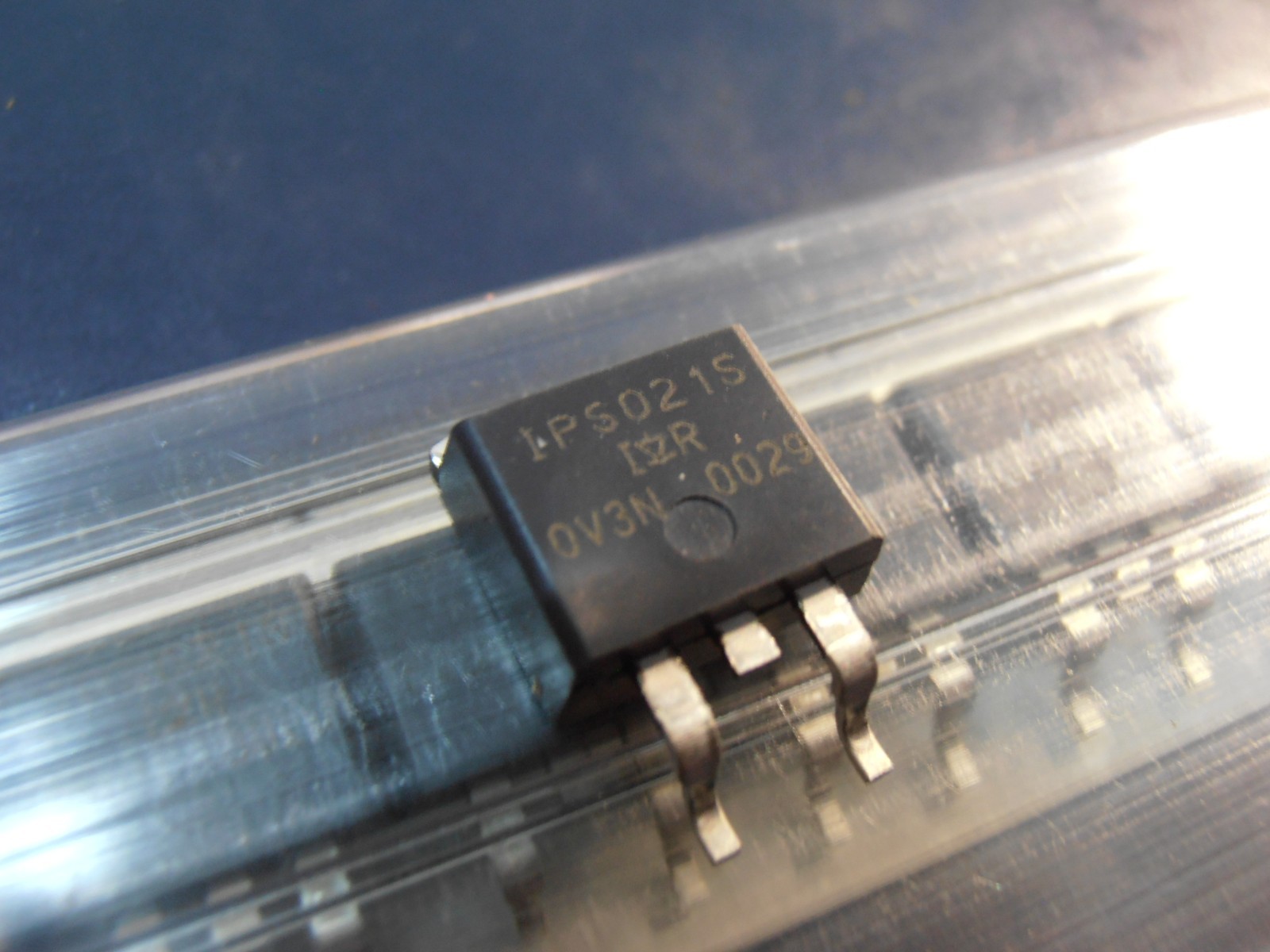 3PCS IPS021S 5A 50V FULLY PROTECTED POWER MOSFET SWITCH IC D2PAK IR | eBay