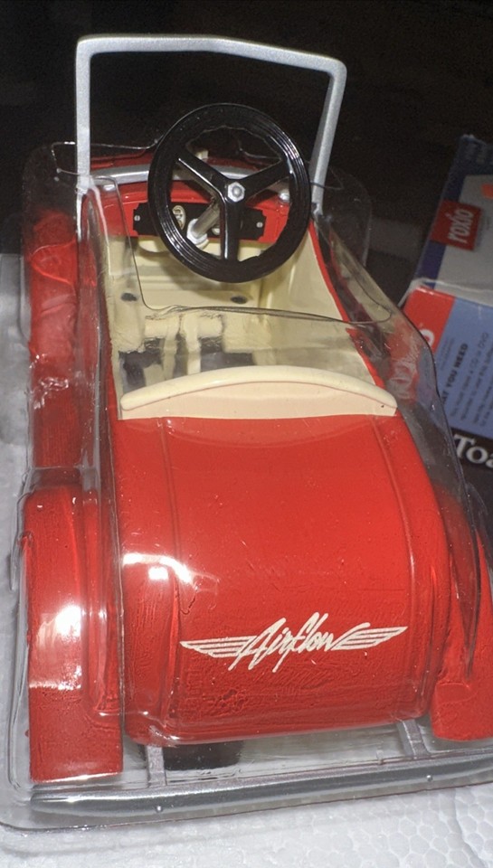 HALLMARK KIDDIE CAR CLASSICS PEDAL CAR 1934 GARTON CHRYSLER AIRFLOW No2 ...