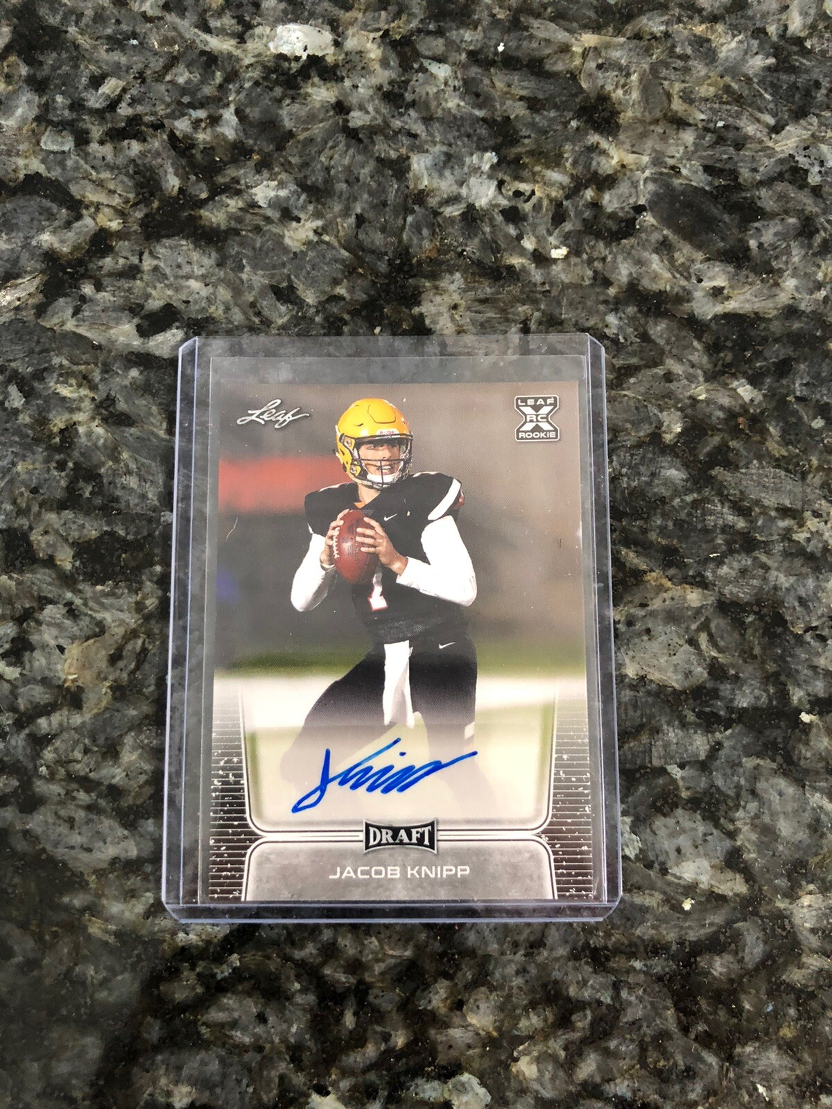 **JACOB KNIPP** 2020 LEAF DRAFT FOOTBALL AUTO RC #BA-JK3 (NORTHERN ...